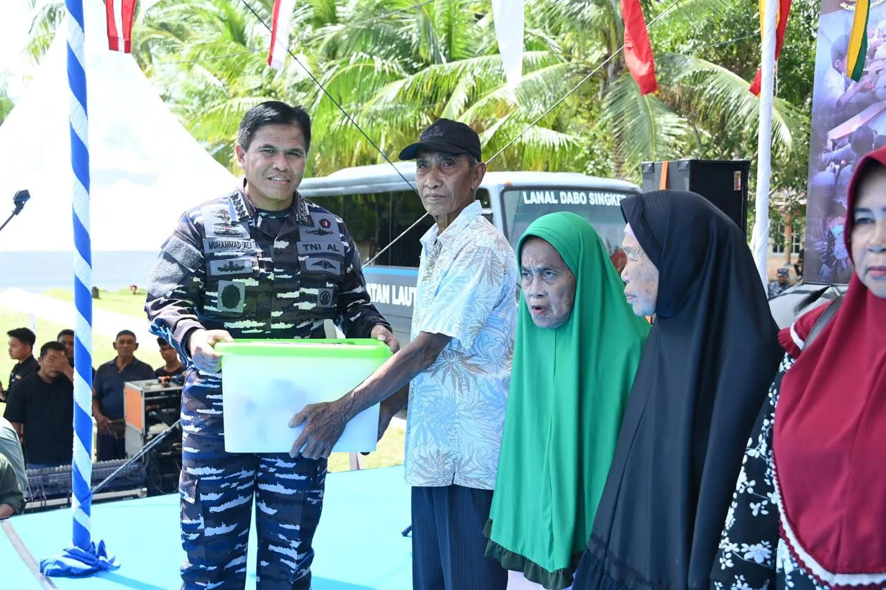 Komando Pasukan Katak Serta Batalyon Intai Amfibi Korps Marinir Gelar ...